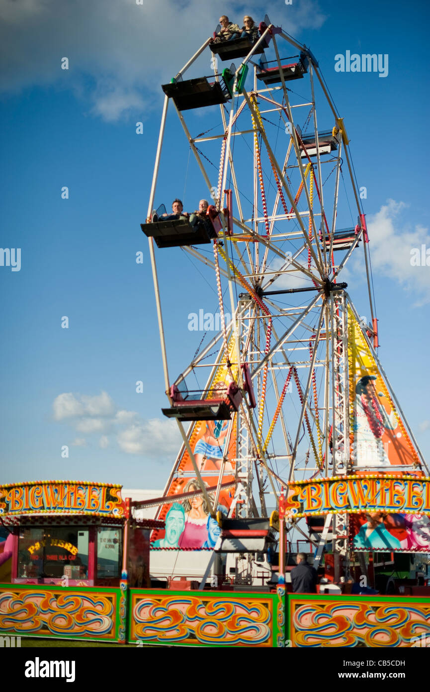 Summer fairground rides hi-res stock photography and images - Alamy