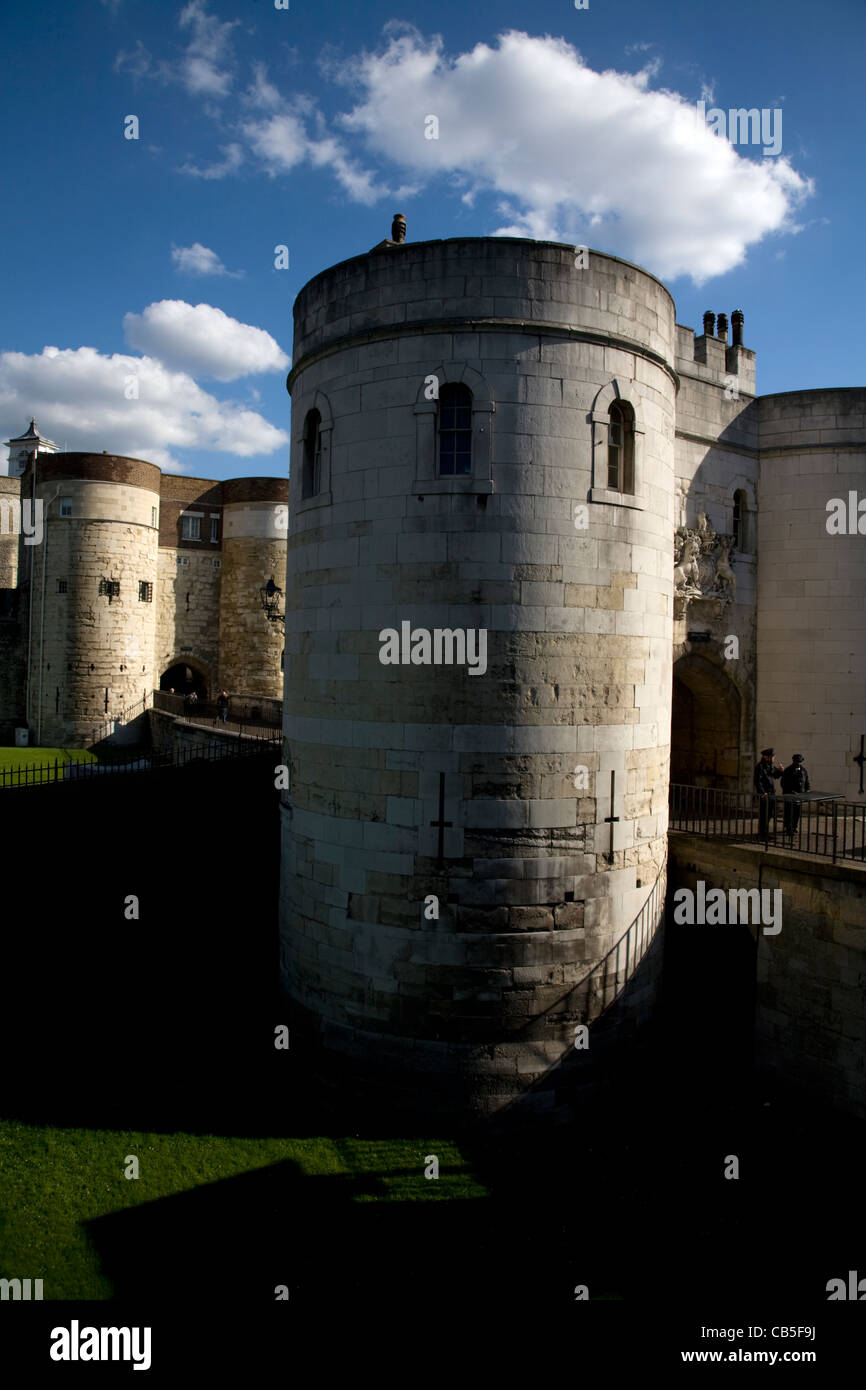 Tower hamlets london hi-res stock photography and images - Alamy