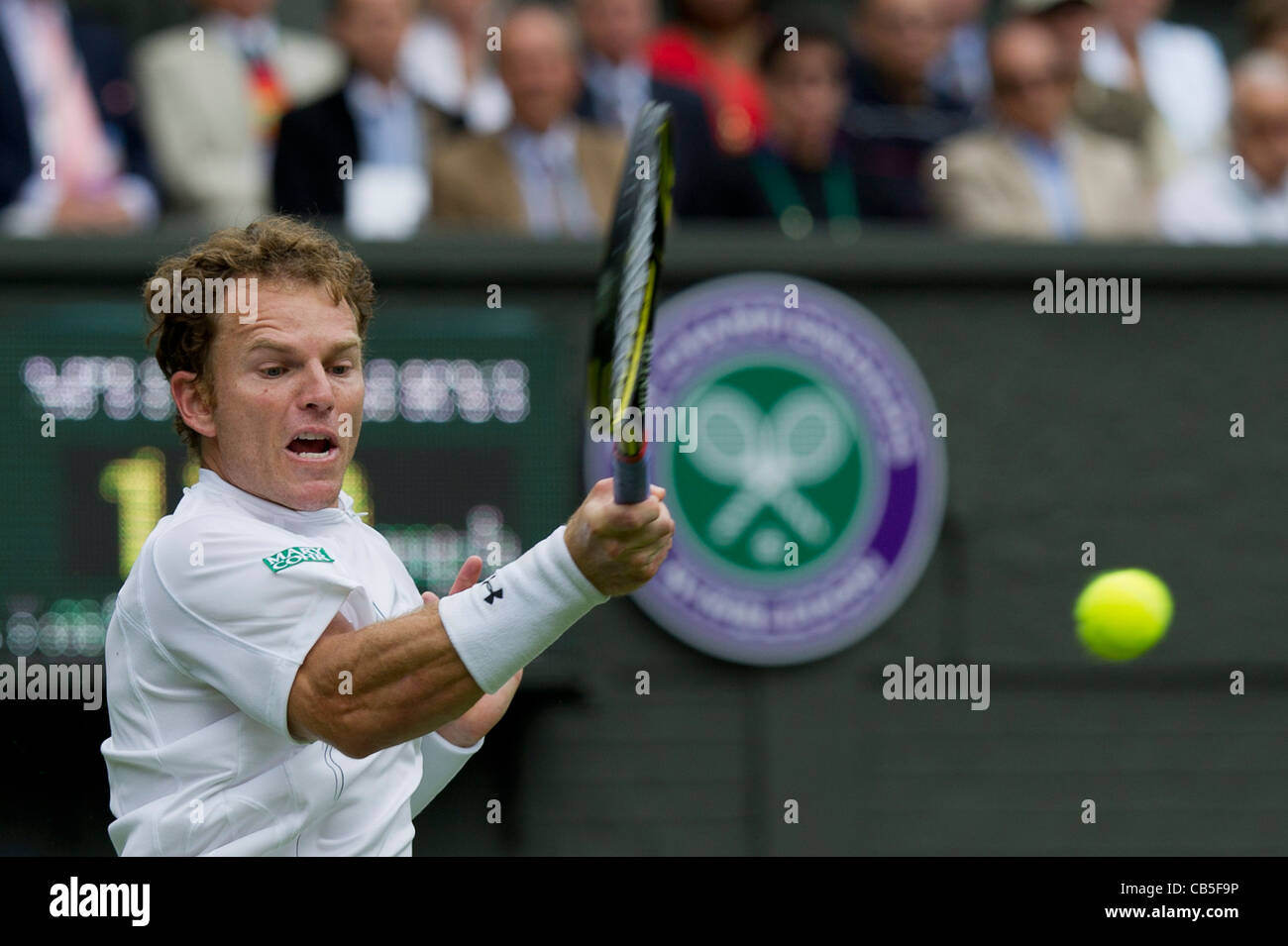 Rafael nadal action shots hi-res stock photography and images - Alamy