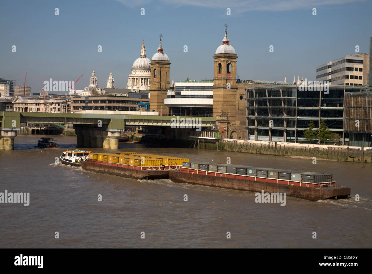 river thames city of london england Stock Photo - Alamy