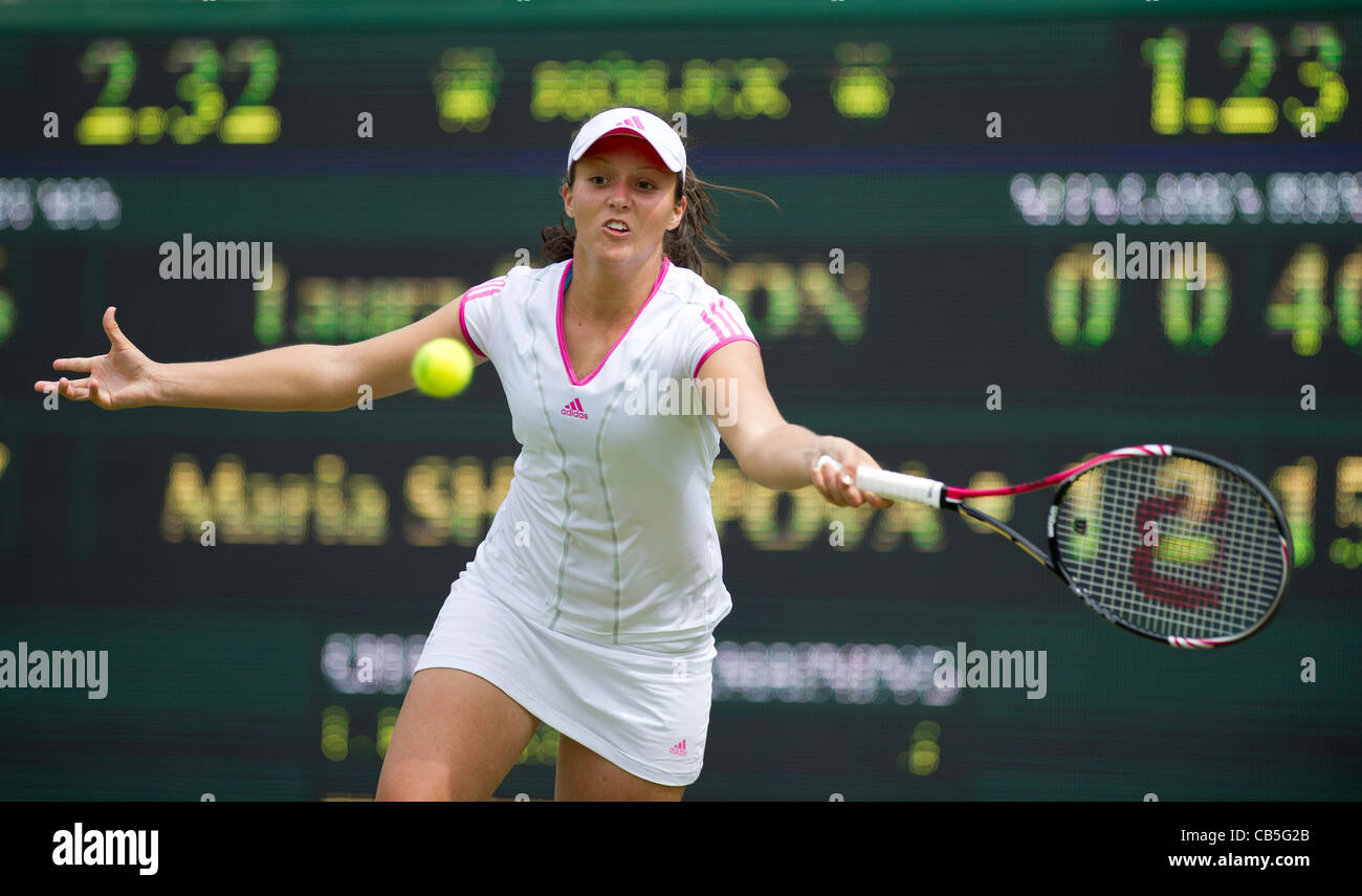 Maria sharapova wimbledon hi-res stock photography and images - Alamy