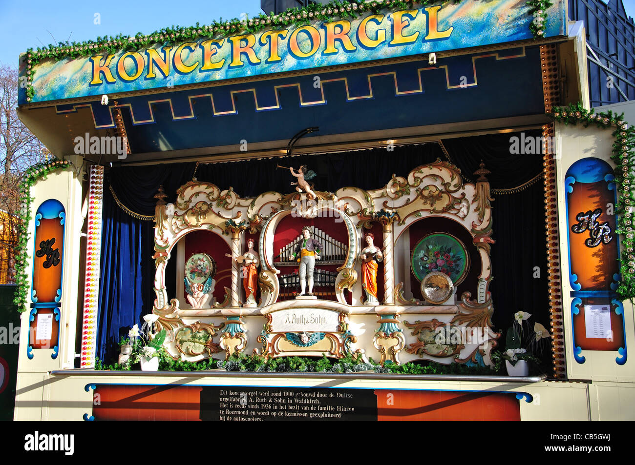 Dutch street organ hi-res stock photography and images - Alamy