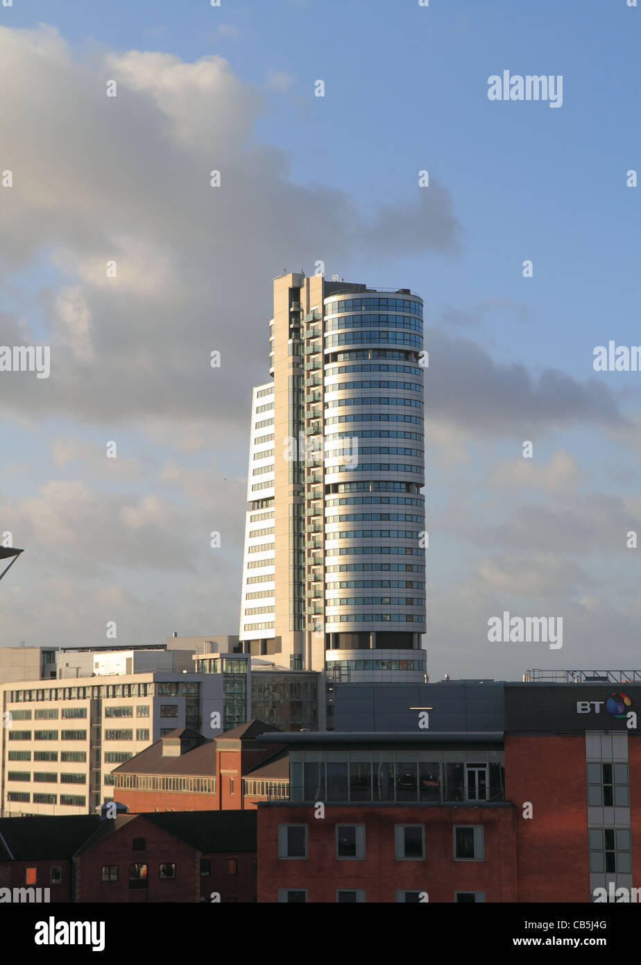 Leeds city skyline Stock Photo - Alamy