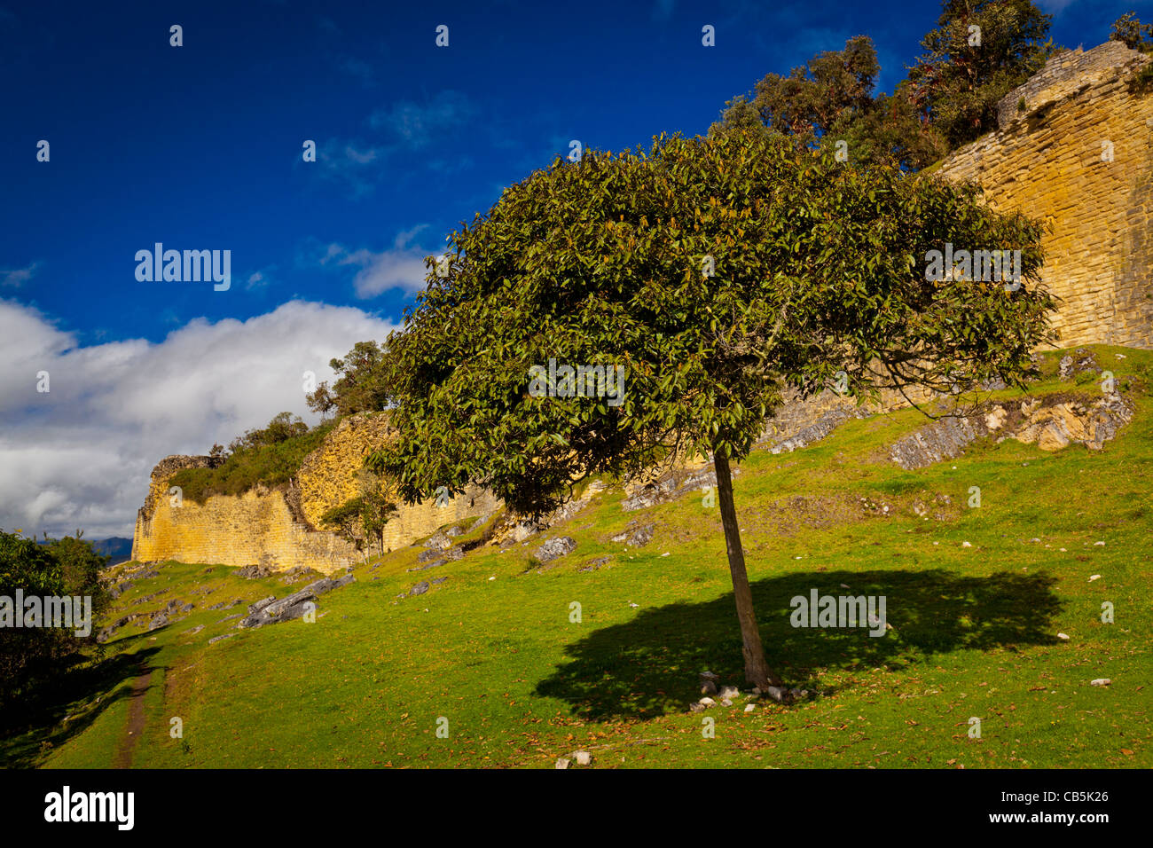 Kuelap fortress hi-res stock photography and images - Alamy