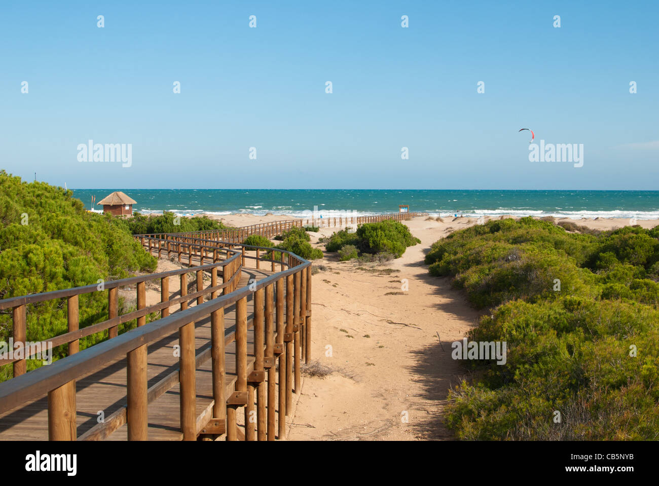 Footbridge catwalk hi-res stock photography and images - Alamy