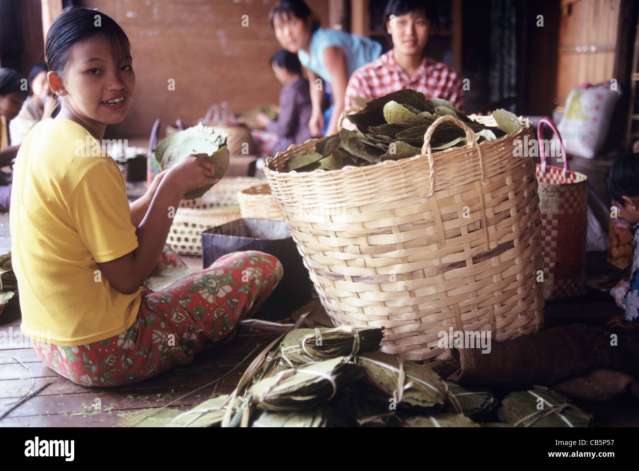 Myanmar cheroots hi-res stock photography and images - Alamy
