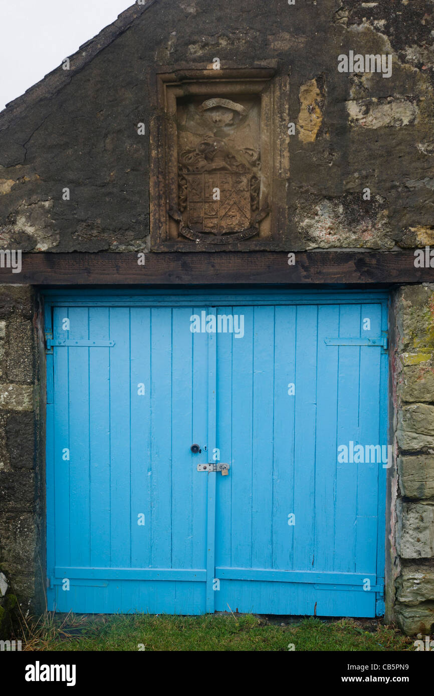 Old pier cottage at Carsaig Bay fishing pier, Isle of Mull, Scotland ...