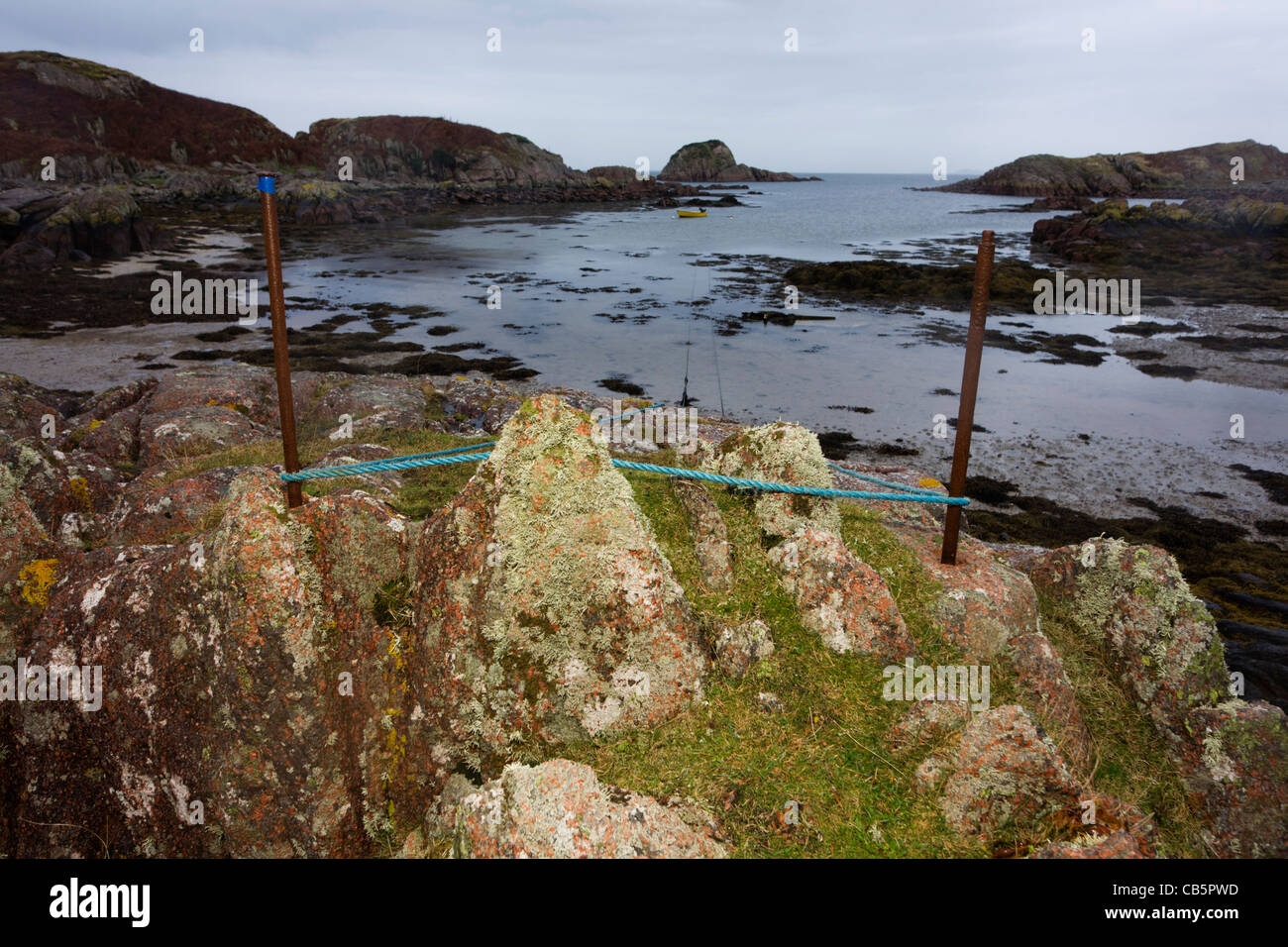 Rope and rocks in remote bay at Kintra, Isle of Mull, Scotland Stock ...