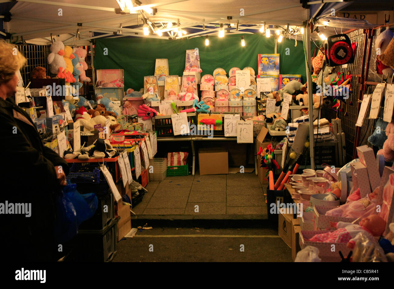 Childrens toys on stall hi-res stock photography and images - Alamy