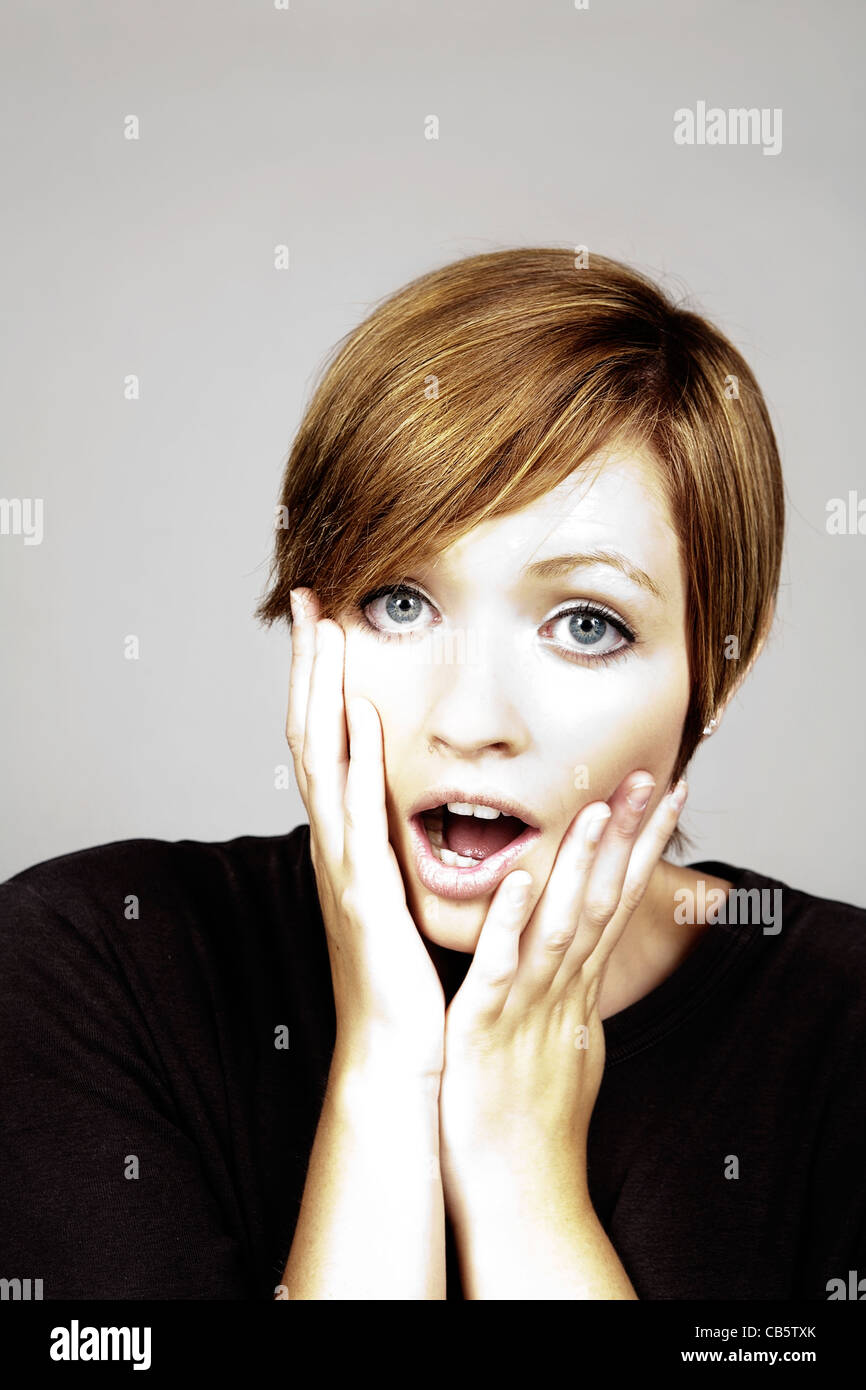 woman screaming out in the studio Stock Photo - Alamy