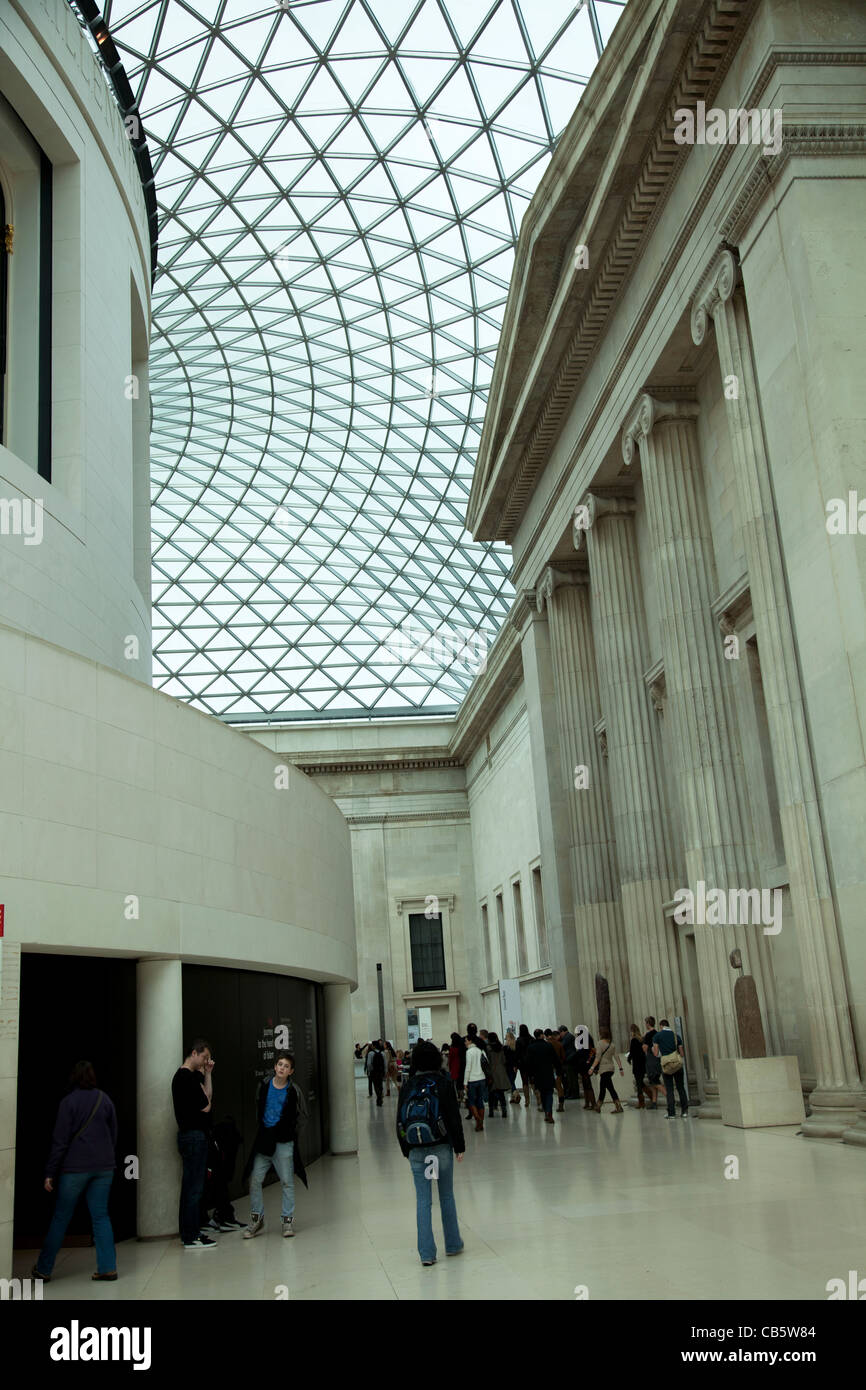 British museum interior hi-res stock photography and images - Alamy