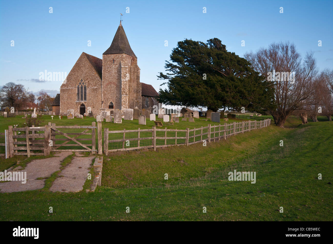 St saint clements church hi-res stock photography and images - Alamy