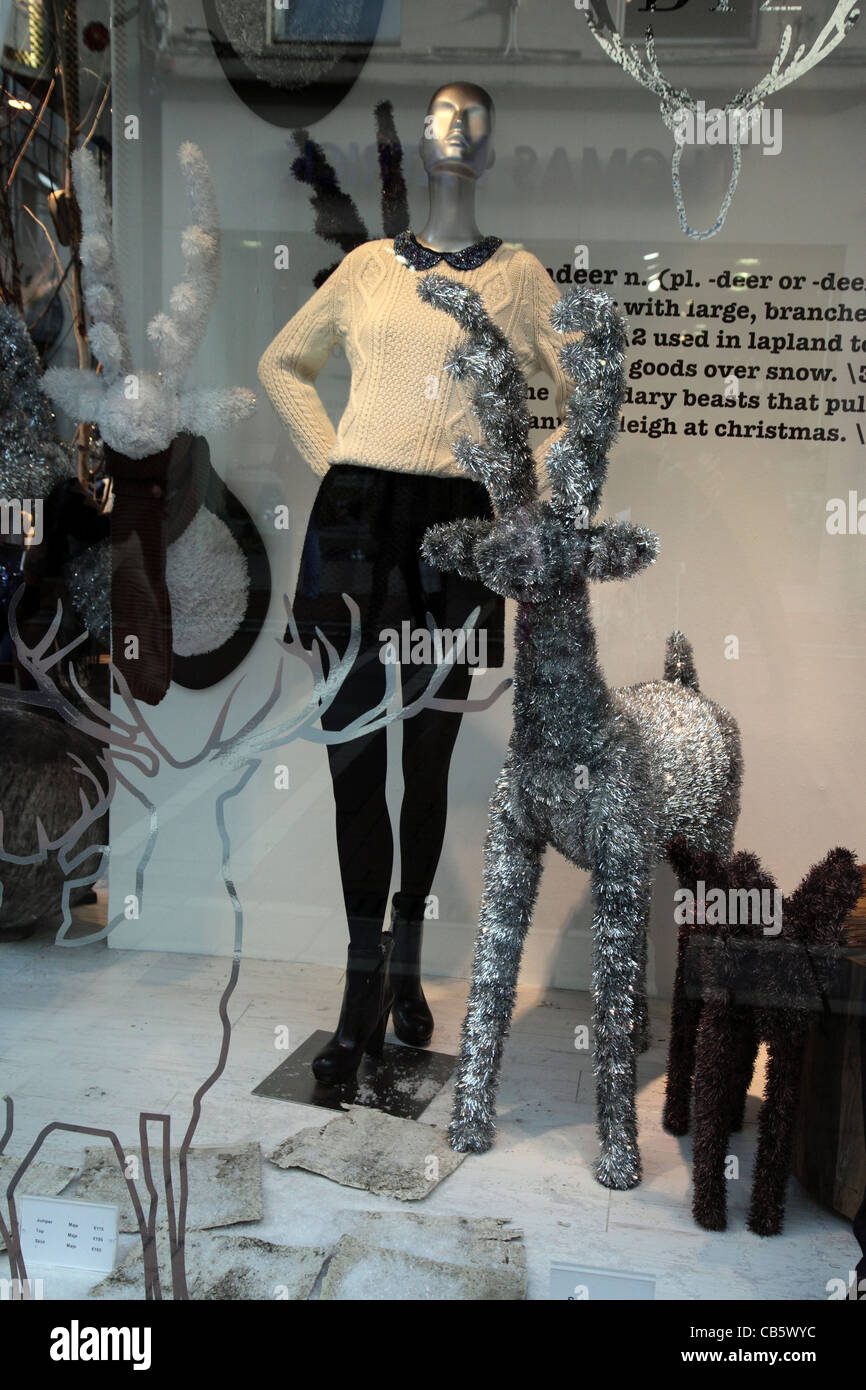 Christmas window display hi-res stock photography and images - Alamy