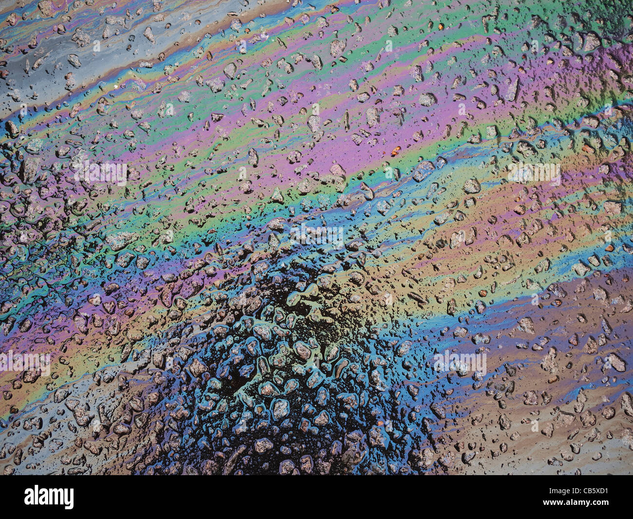 Oil spill on asphalt hi-res stock photography and images - Alamy