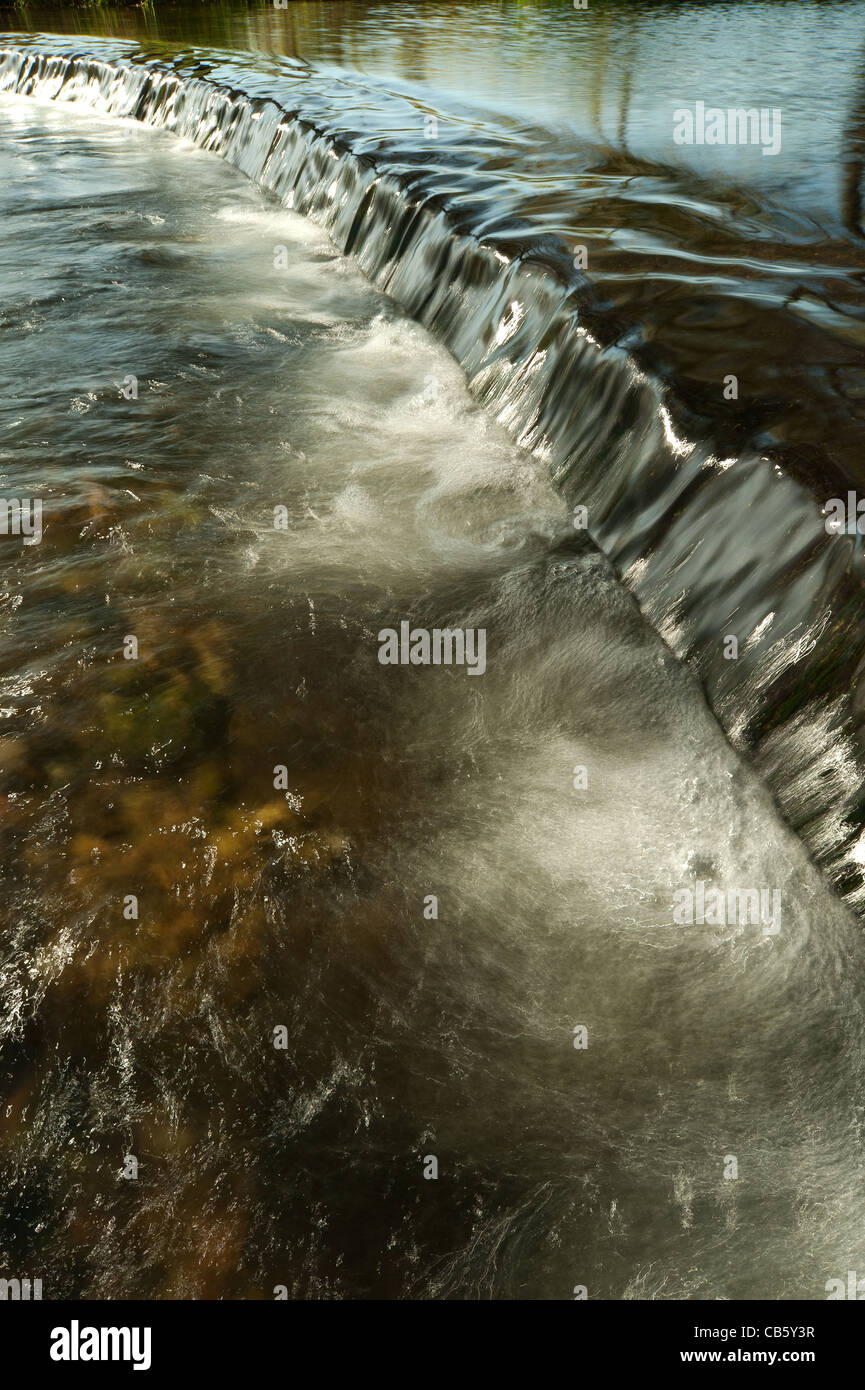 Maintain river levels hi-res stock photography and images - Alamy