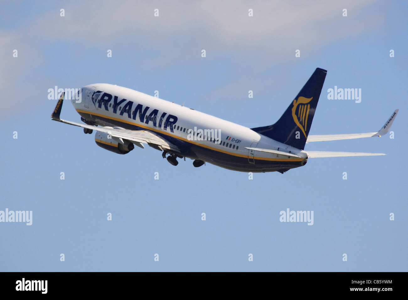 Boeing 737-8AS of RYANAiR budget airline Stock Photo - Alamy
