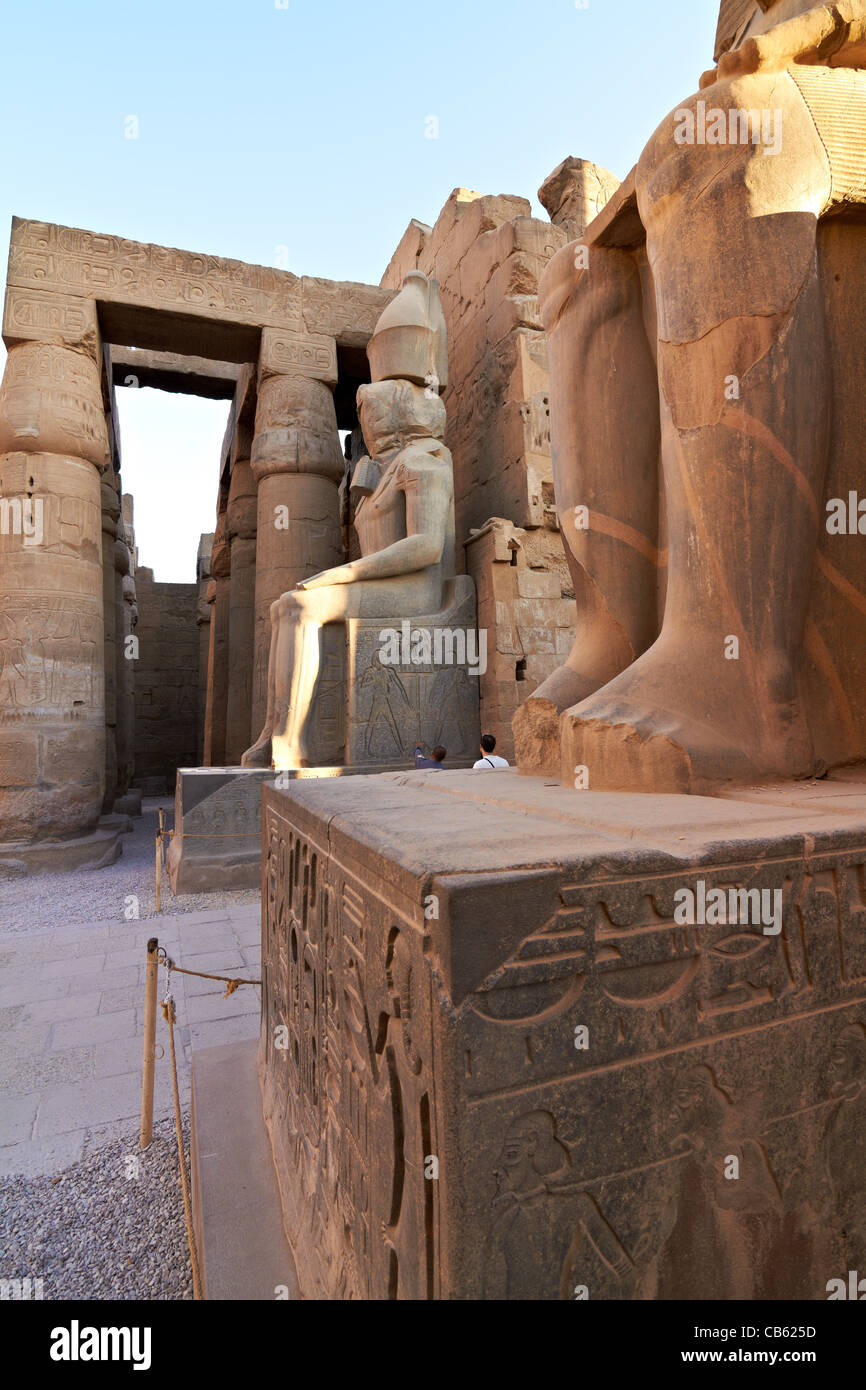 Inside view of Luxor temple at dawn Stock Photo - Alamy