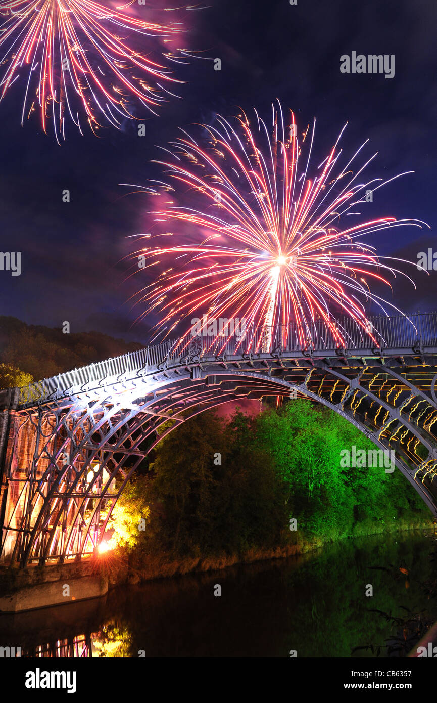 Public firework display hi-res stock photography and images - Alamy