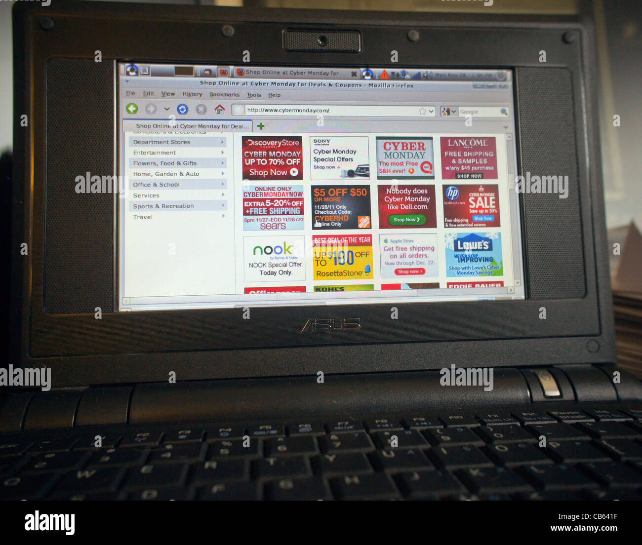 Multiple retailers hi-res stock photography and images - Alamy