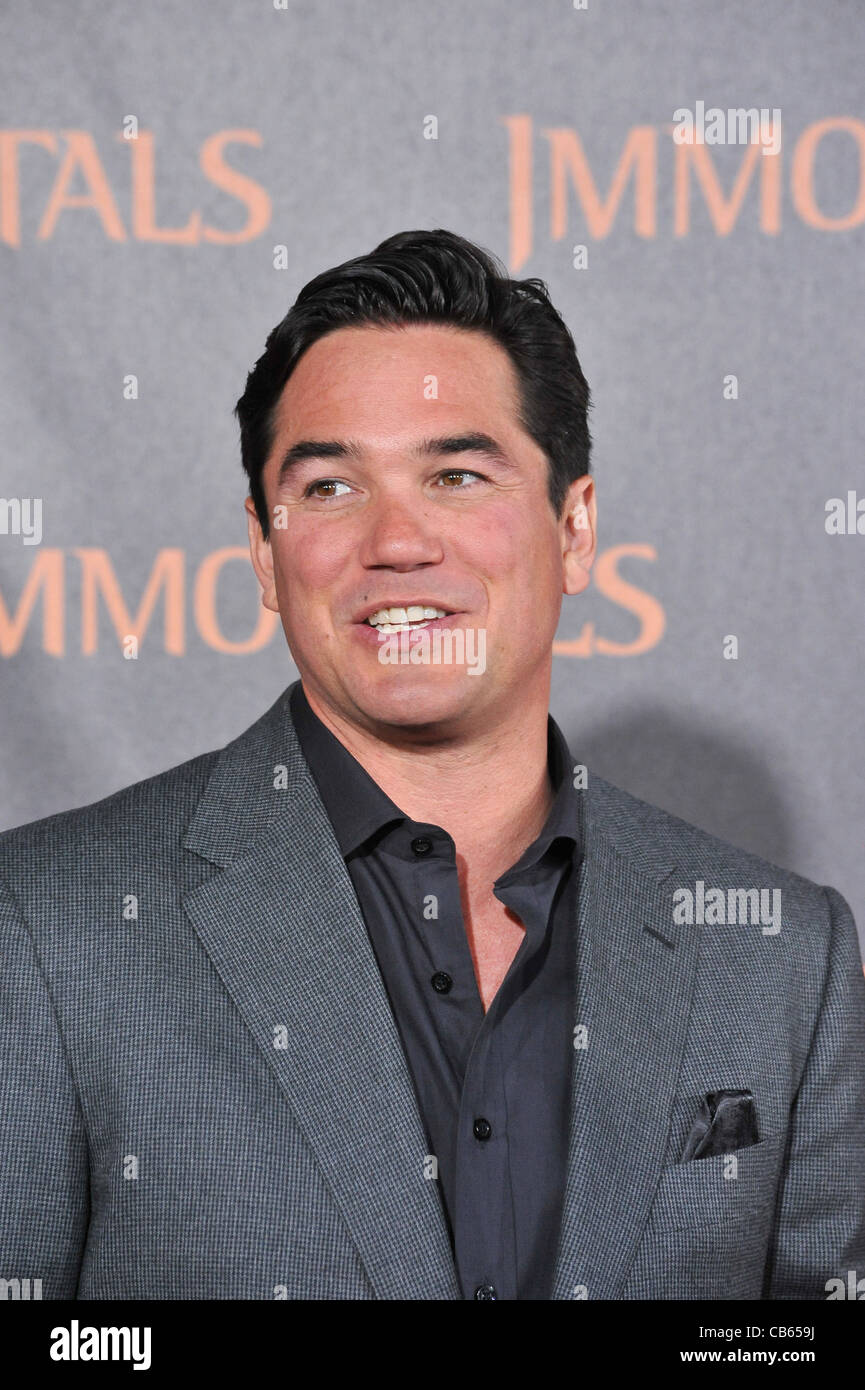 Dean cain red carpet hi-res stock photography and images - Alamy