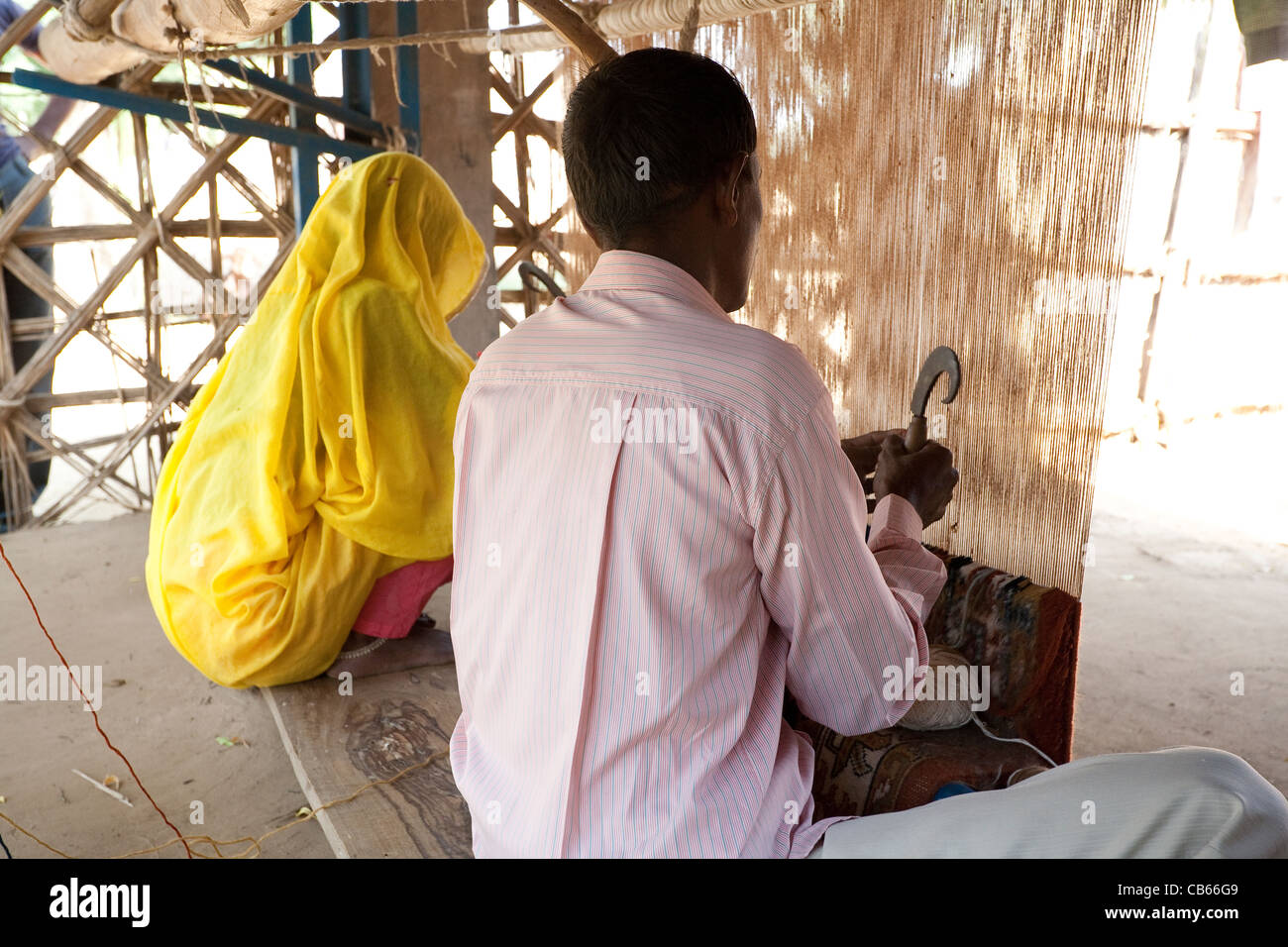 Rug weaving india hi-res stock photography and images - Alamy