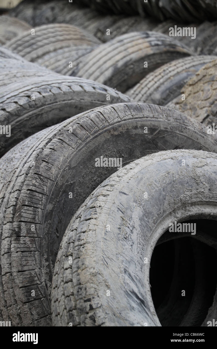 Buying used tires hi-res stock photography and images - Alamy