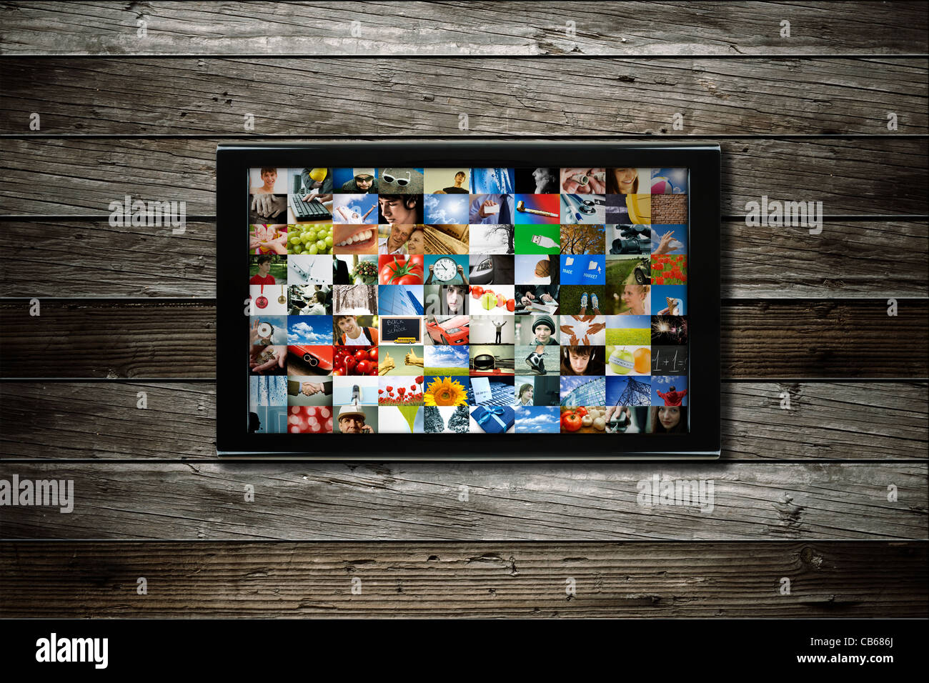 Car tv screen hi-res stock photography and images - Alamy