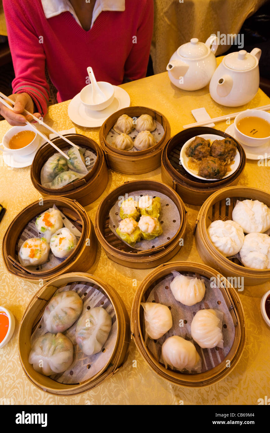 China, Hong Kong, Chinese Dim Sum Stock Photo - Alamy