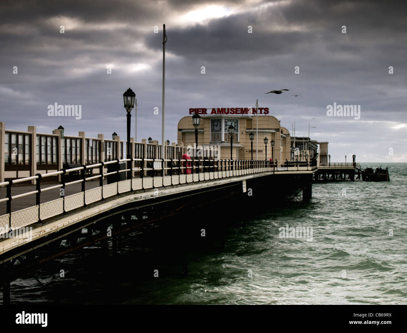 Worthing Pier, Worthing, West Sussex, England Stock Photo - Alamy