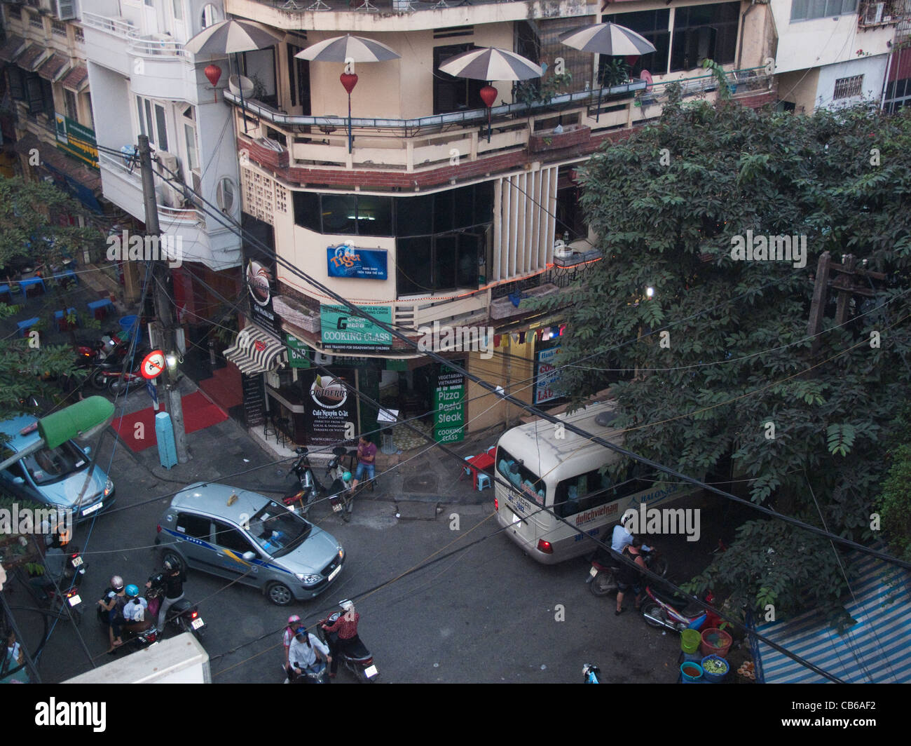 Ma May street in the old quarter of Hanoi, Vietnam Stock Photo - Alamy