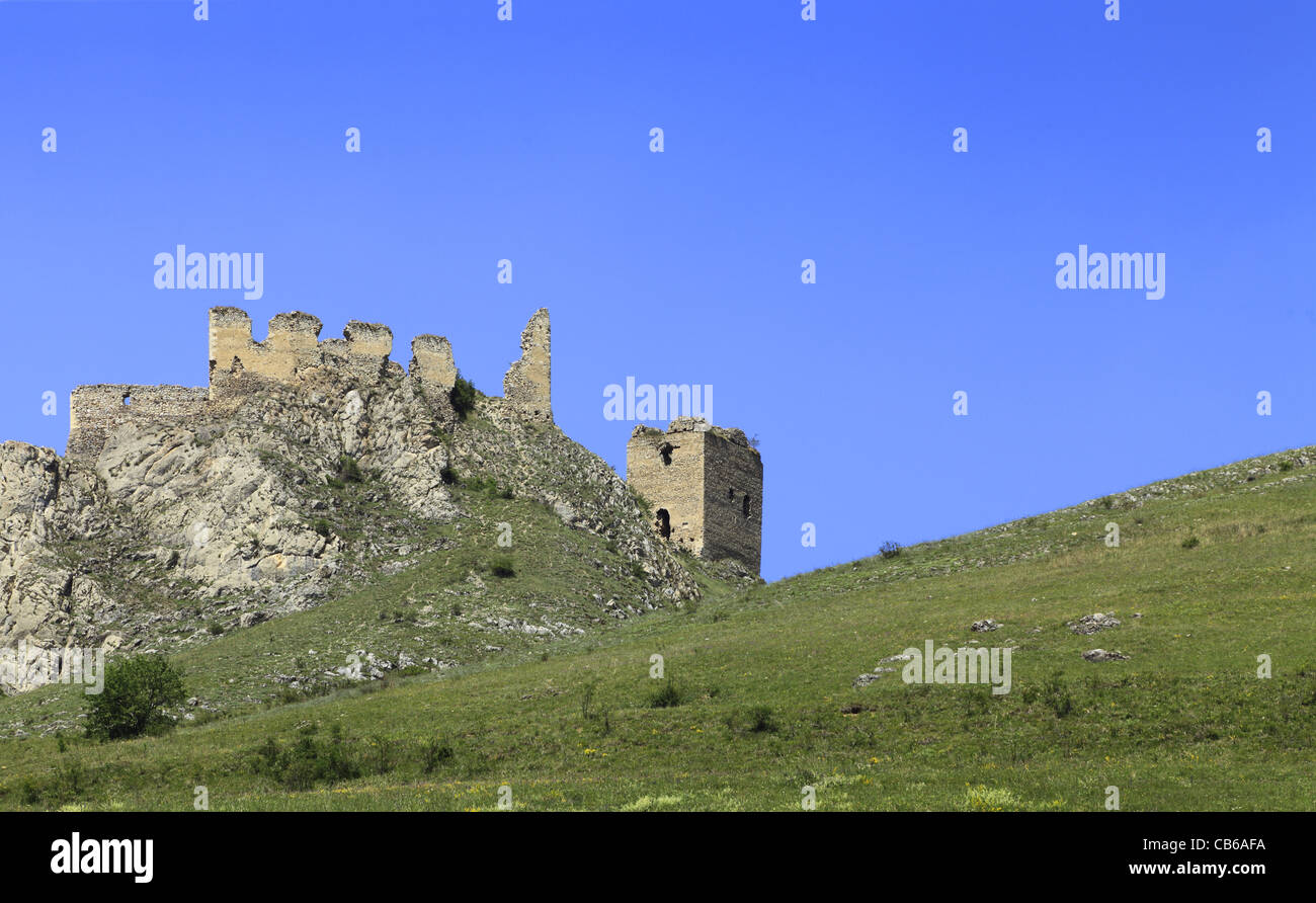 13th century castle on rocky hi-res stock photography and images - Alamy