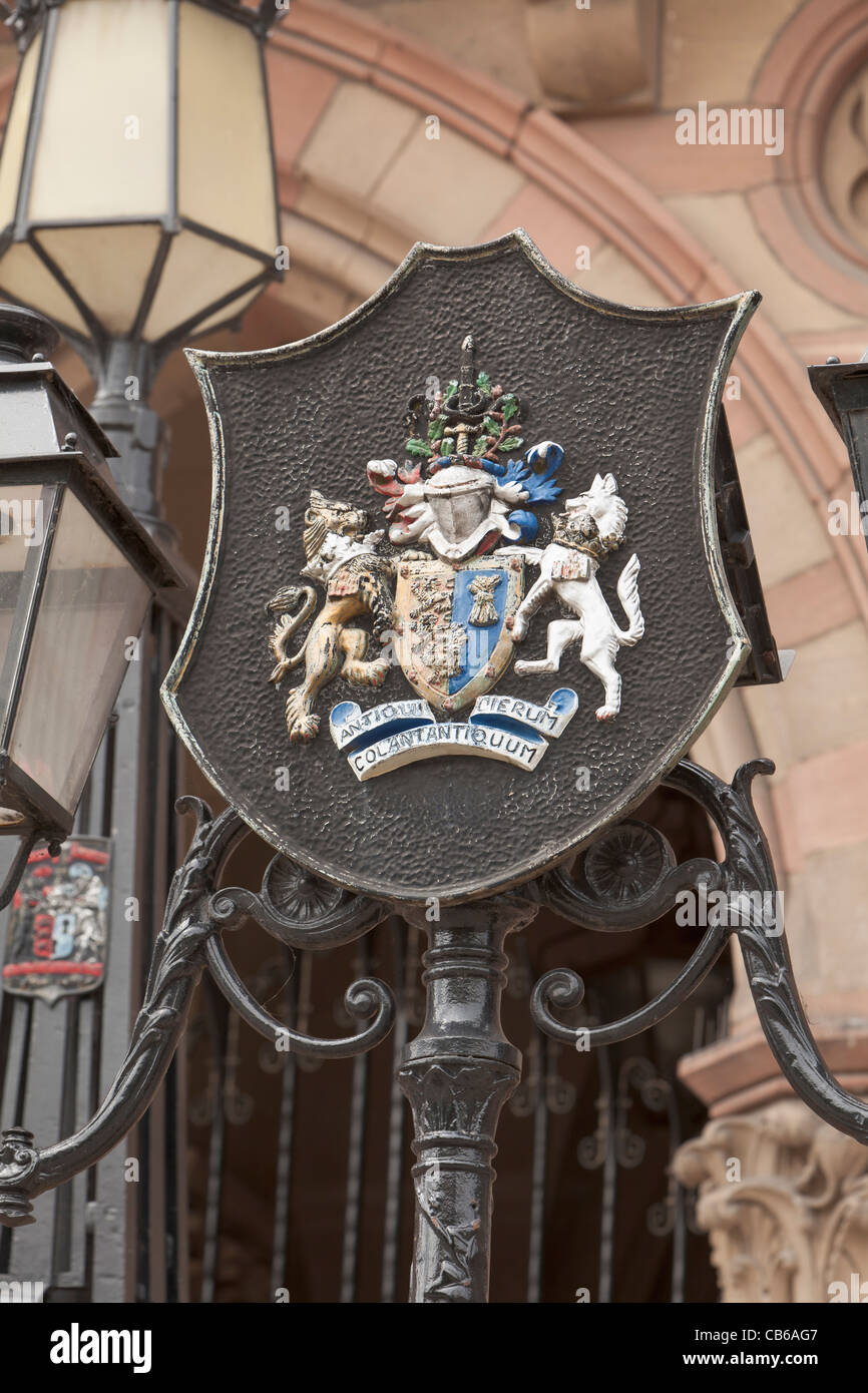 The coat of arms of the city of Chester on a lamp post, Chester ...