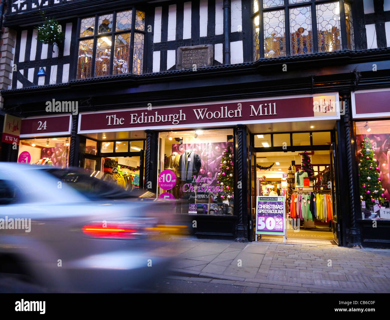 Shop retail edinburgh hi-res stock photography and images - Alamy