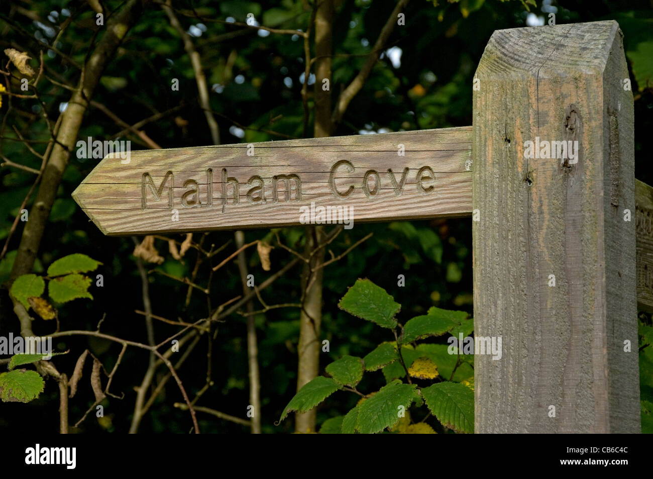 Yorkshire dales way signs hi-res stock photography and images - Alamy