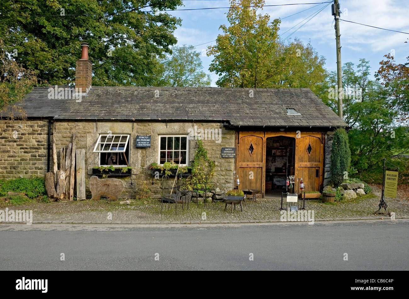 Village blacksmith blacksmiths hi-res stock photography and images - Alamy
