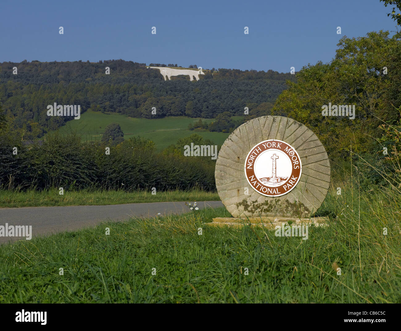 The White Horse and North York Moors National Park sign Kilburn North ...
