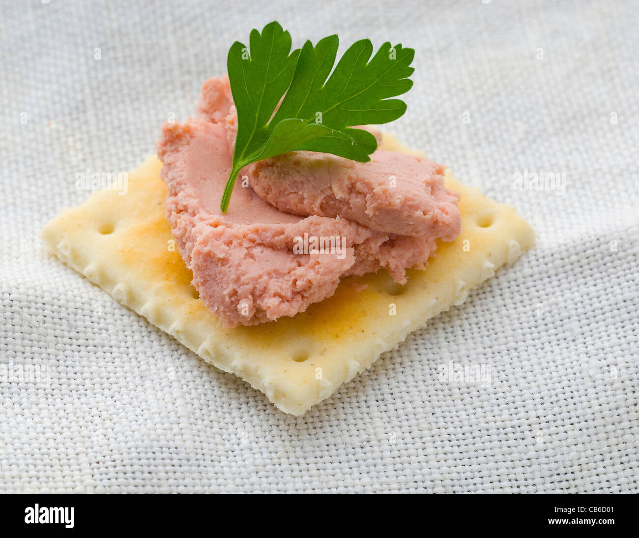 tasty morsel of pasta with parsley creed Stock Photo - Alamy