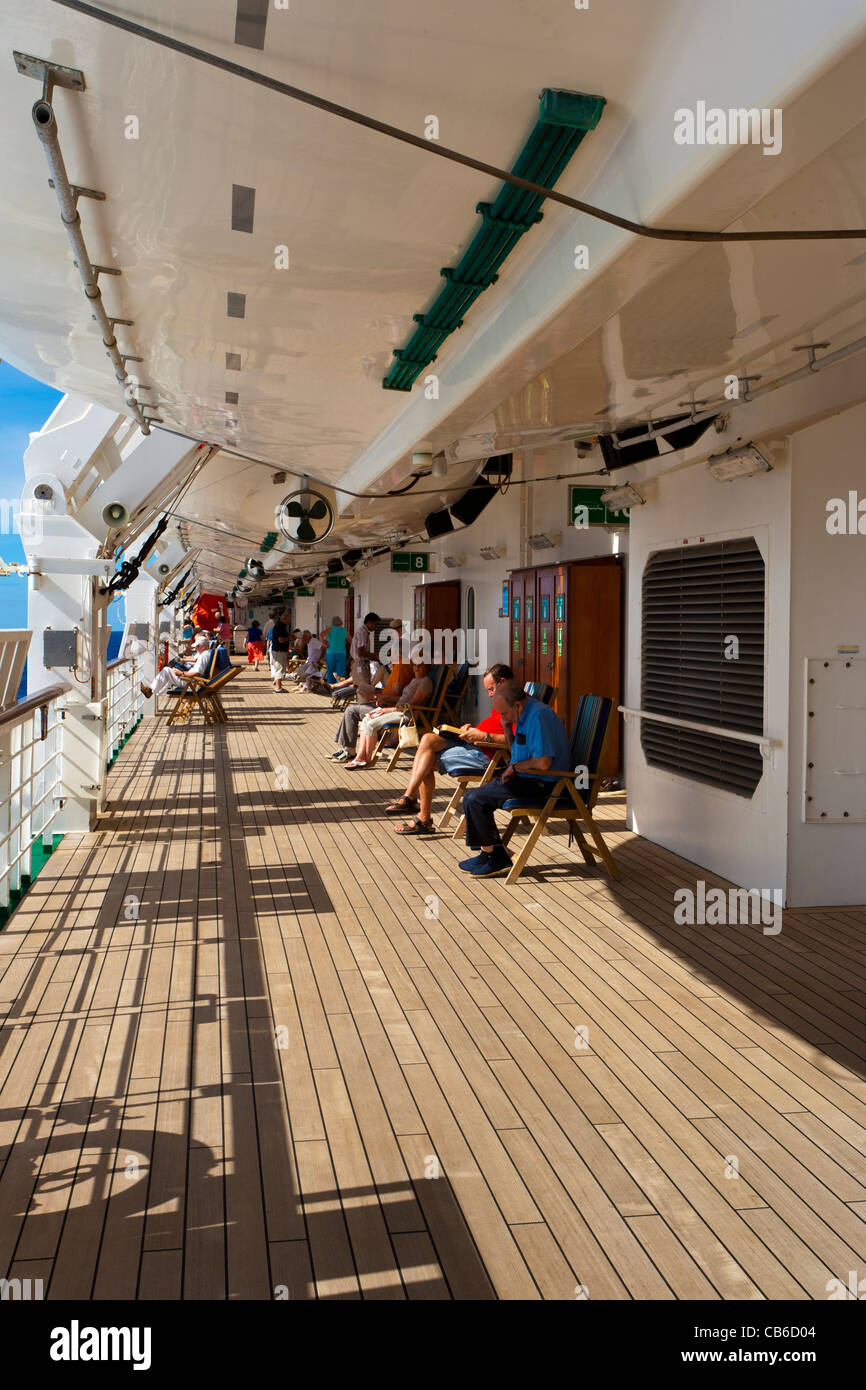 Passengers Relaxing at sea Stock Photo - Alamy