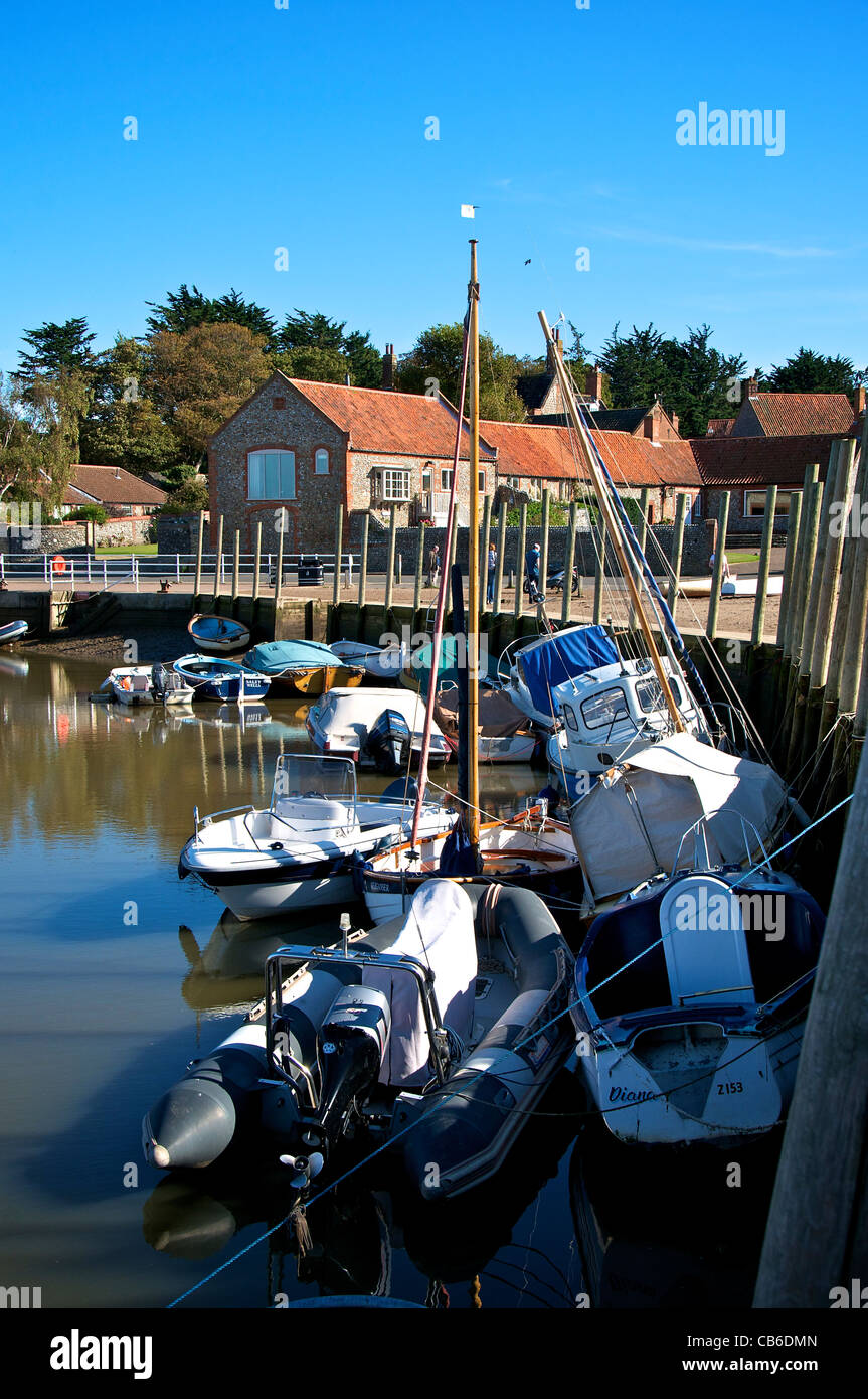Blakeney Norfolk UK Harbour Harbor Boats Stock Photo - Alamy