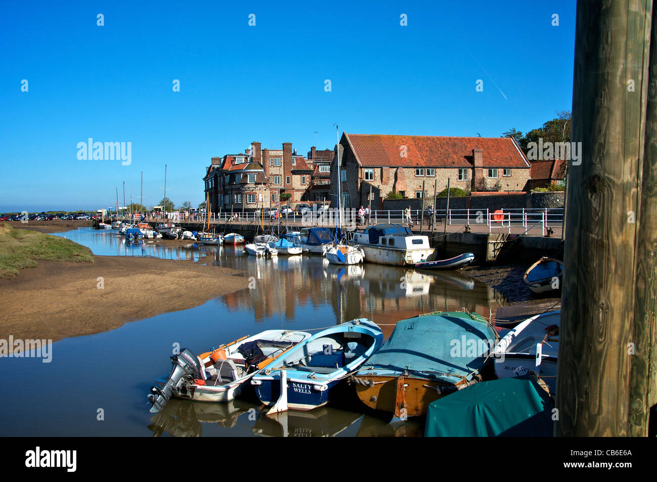 Blakeney Norfolk UK Harbour Harbor Boats Stock Photo - Alamy