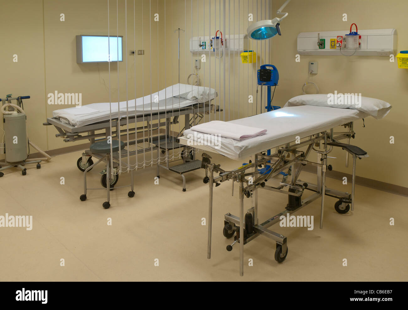 room primary care hospital Stock Photo - Alamy