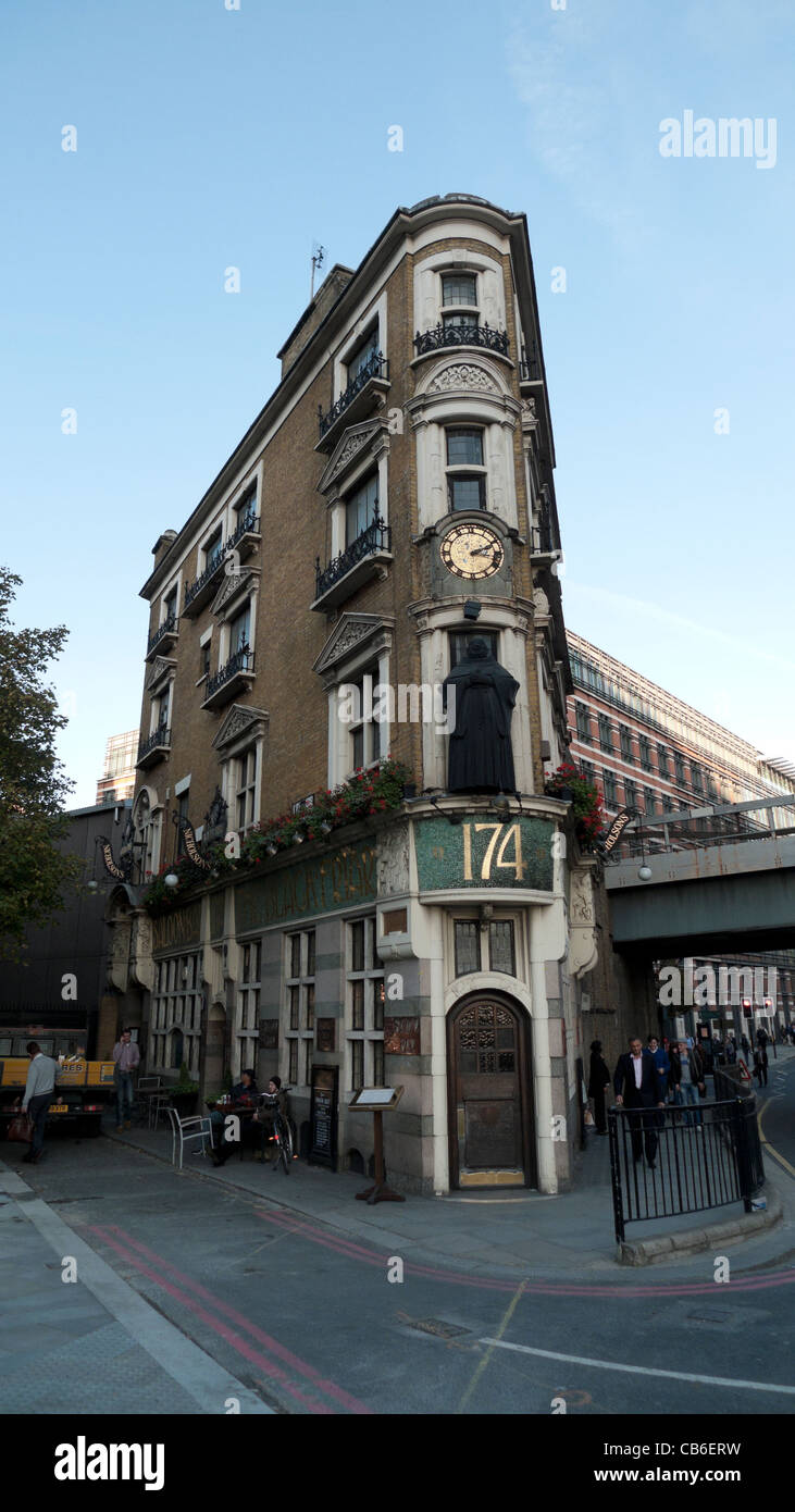 Blackfriars pub 174 Queen Victoria Street Blackfriars London England UK ...