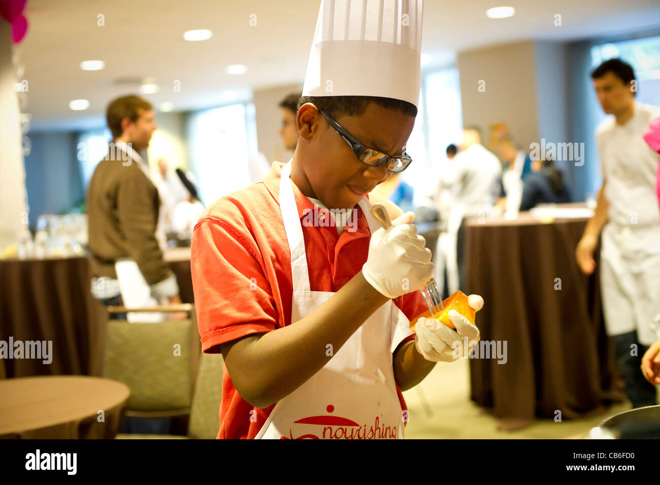 Junior chef program prepares a healthy Thanksgiving dinner in midtown ...