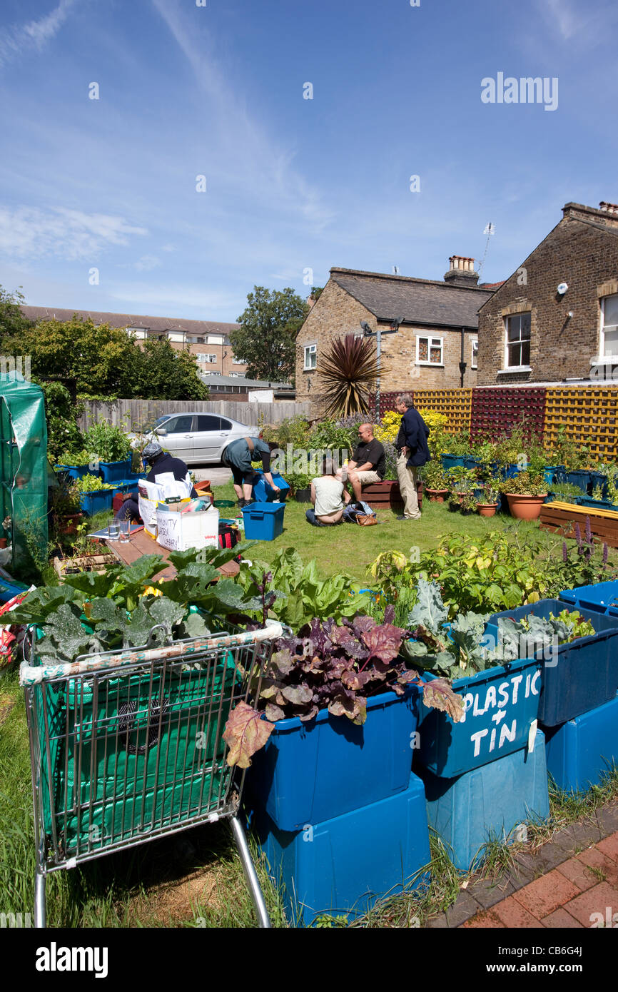 Communal community hi-res stock photography and images - Alamy