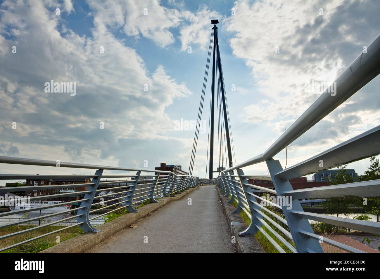 Stockton millennium bridge river tees hi-res stock photography and ...