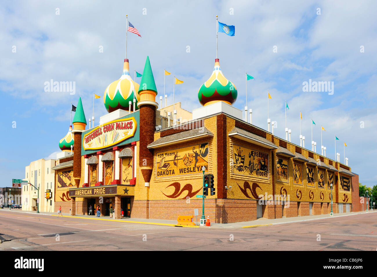 Corn palace south dakota hi-res stock photography and images - Alamy