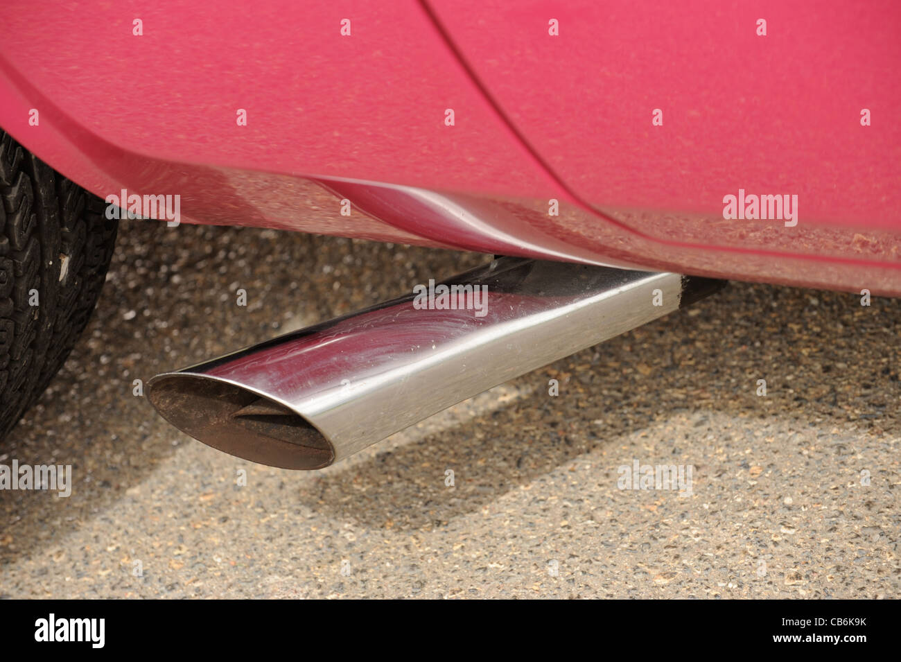 1970 Dodge Challenger T/A, 290 bhp, 340 cu. in. V8 engine, “Six Pack ...