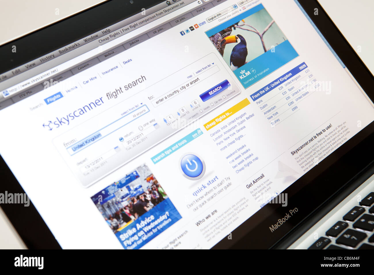 Page breaks hi-res stock photography and images - Alamy