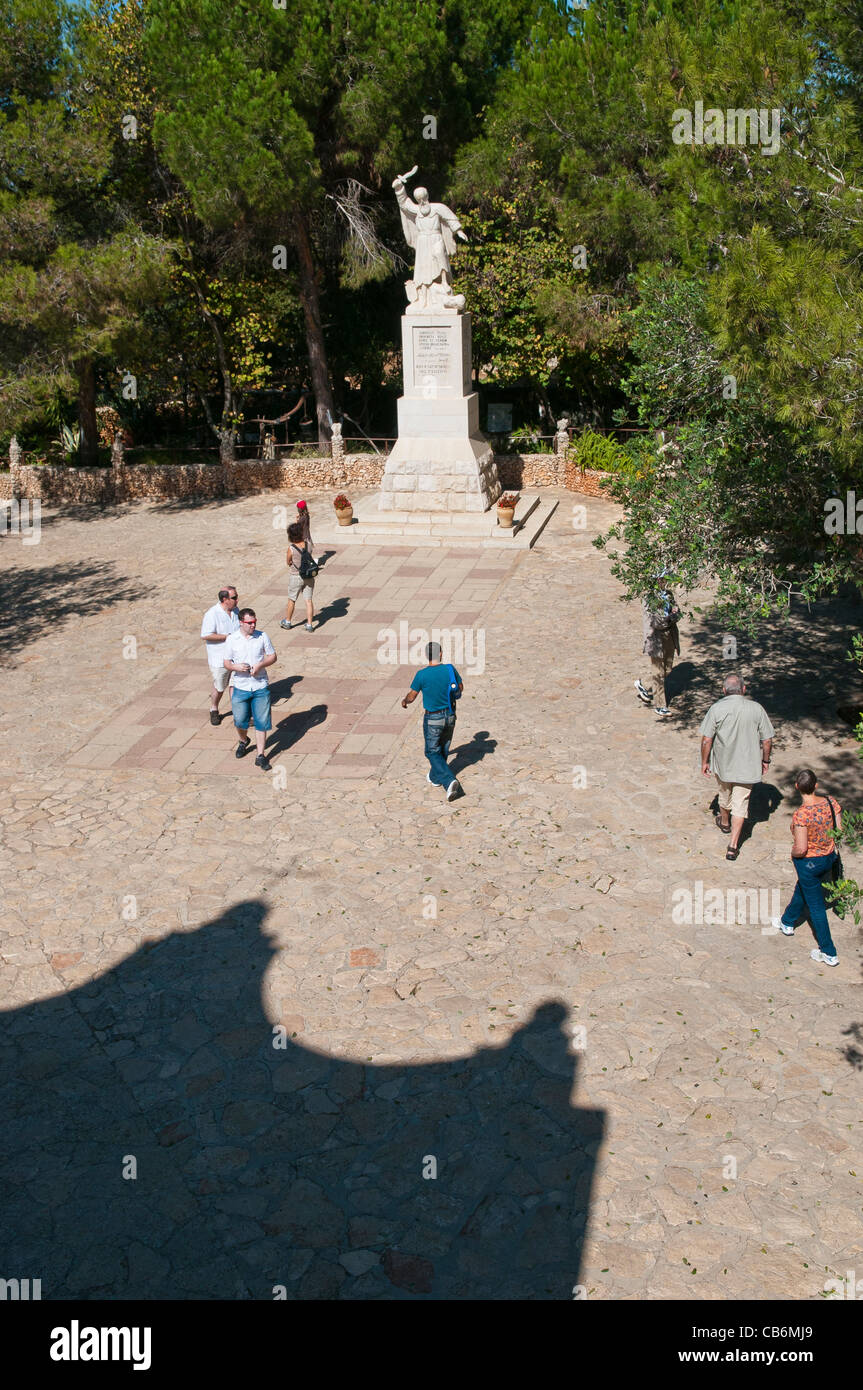 Baal statue hi-res stock photography and images - Alamy
