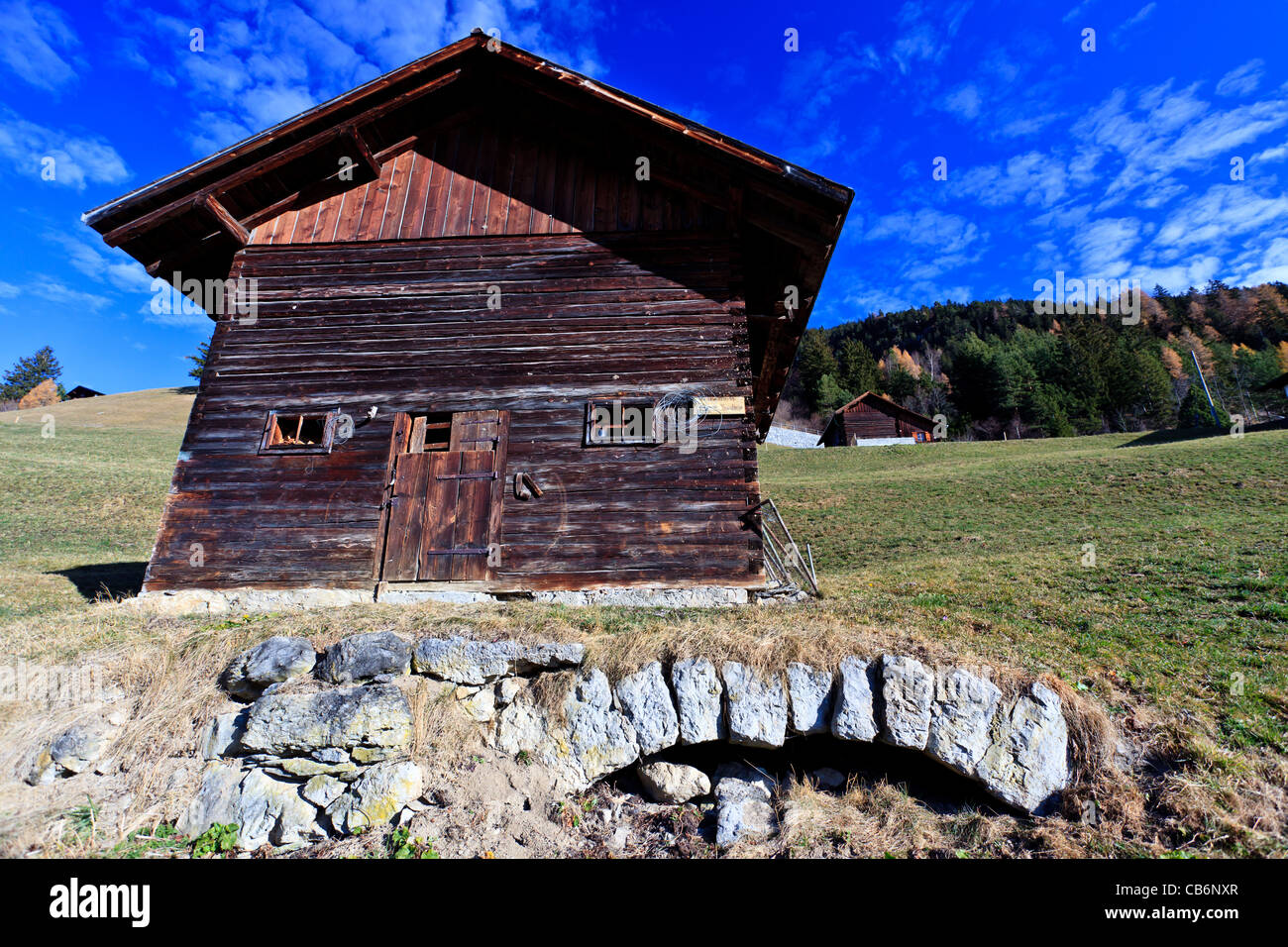 Mountain scenery traditional hut hi-res stock photography and images ...